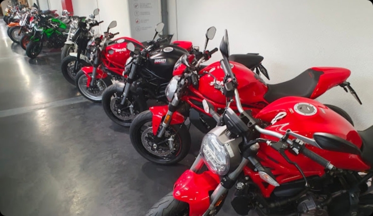 Tweedehands motoren | Moto’s Hautekiet